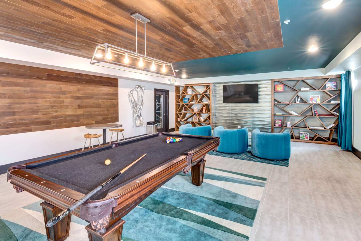 North 680 – Urban Street